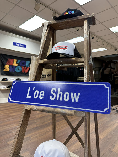 Official L'oe Show Street Name Reflective Sign – Orchid Euro